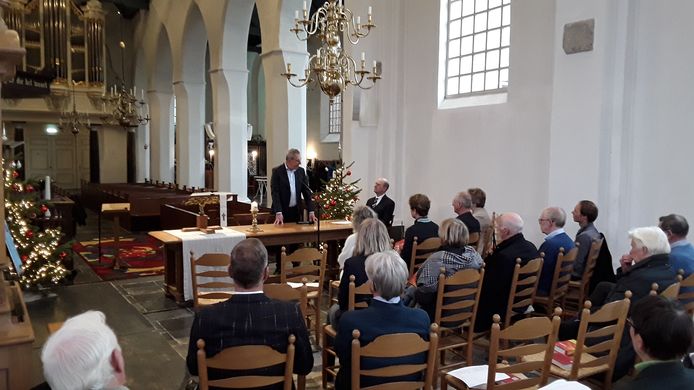 ‘Emotionele’ fusie van kerkgemeenschappen rondom Buren officieel ...