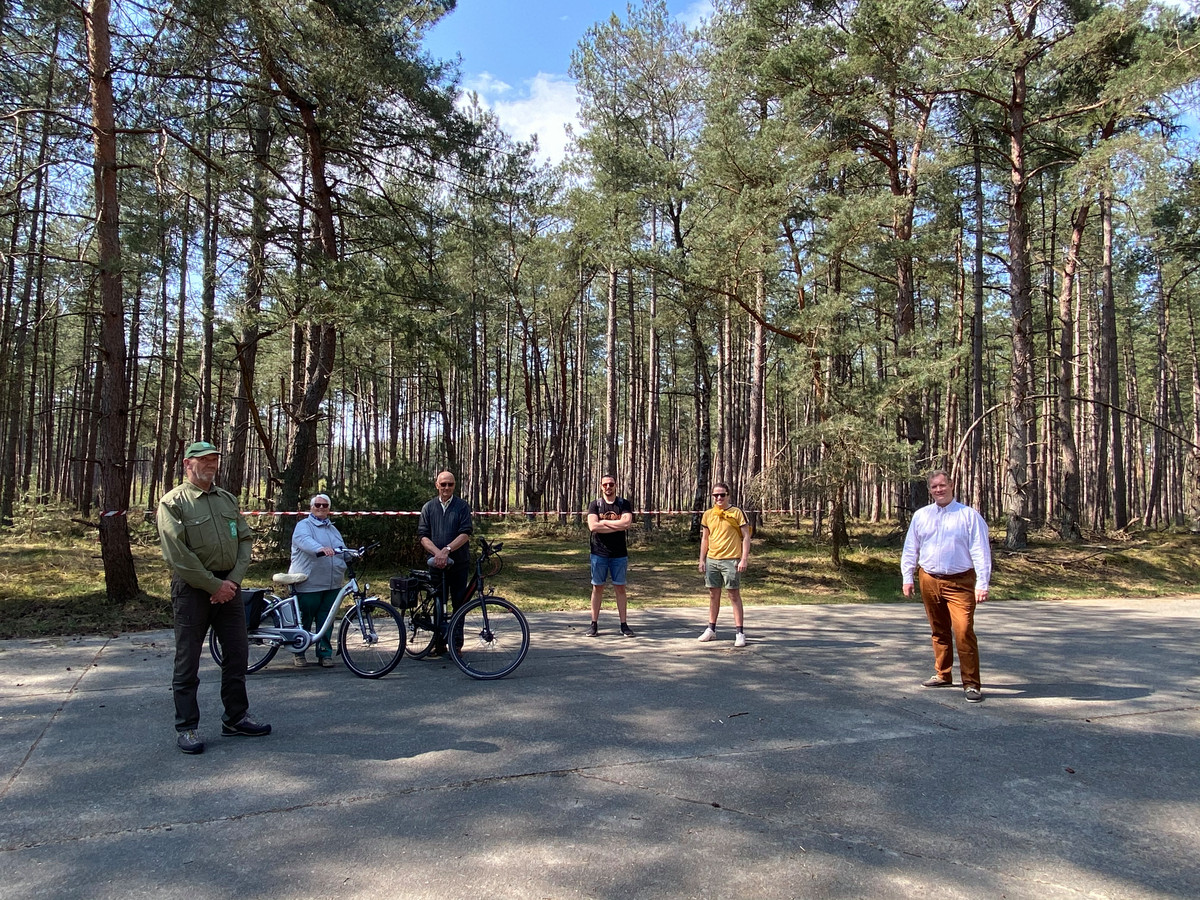 BINNENKIJKEN. In dit kasteel woont Christophe (51) al zijn hele leven ...