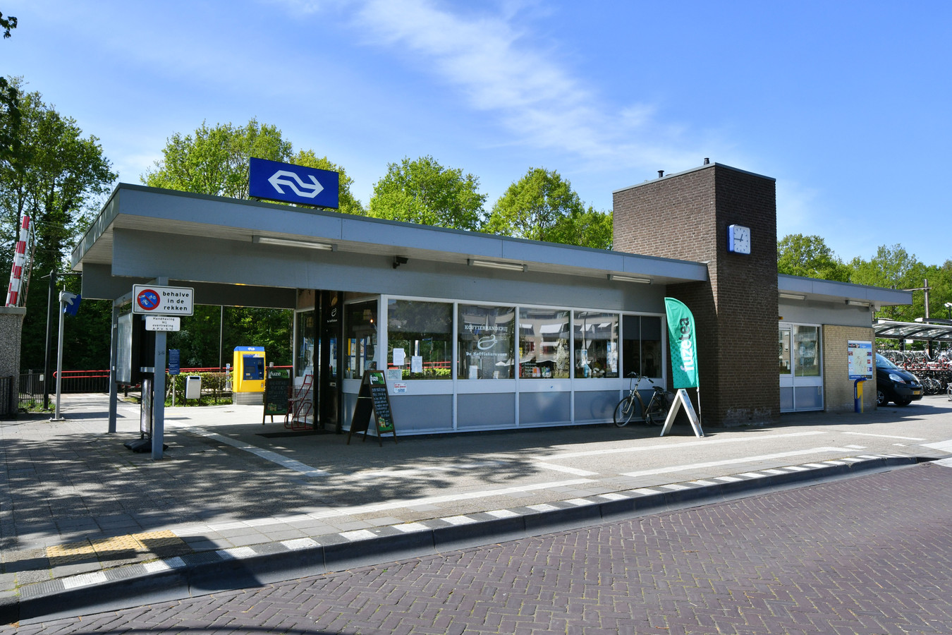 Slachtoffer mishandeling Borne is steward bij FC Twente, verdachten ...