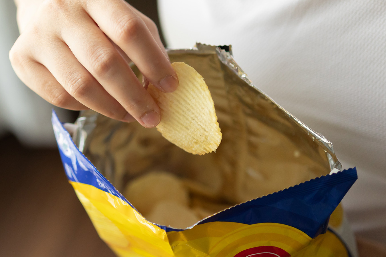 Voici pourquoi on ne peut pas s’arrêter de manger des chips une fois la ...