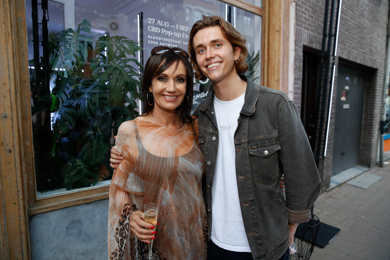 Mama van Ian Thomas schrijft boek over positieve mindset: “Sinds mijn ...