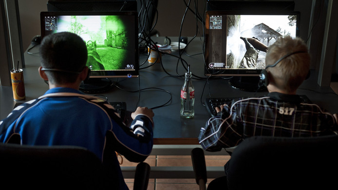 1 op 10 jongens verslaafd aan gamen, meisjes bijna niet | Home | AD.nl
