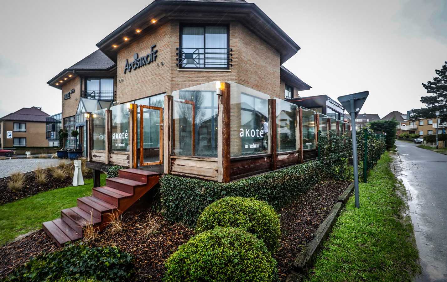 Olivier en Bart openen morgen hun brasserie Akoté: “Onze passie voor ...