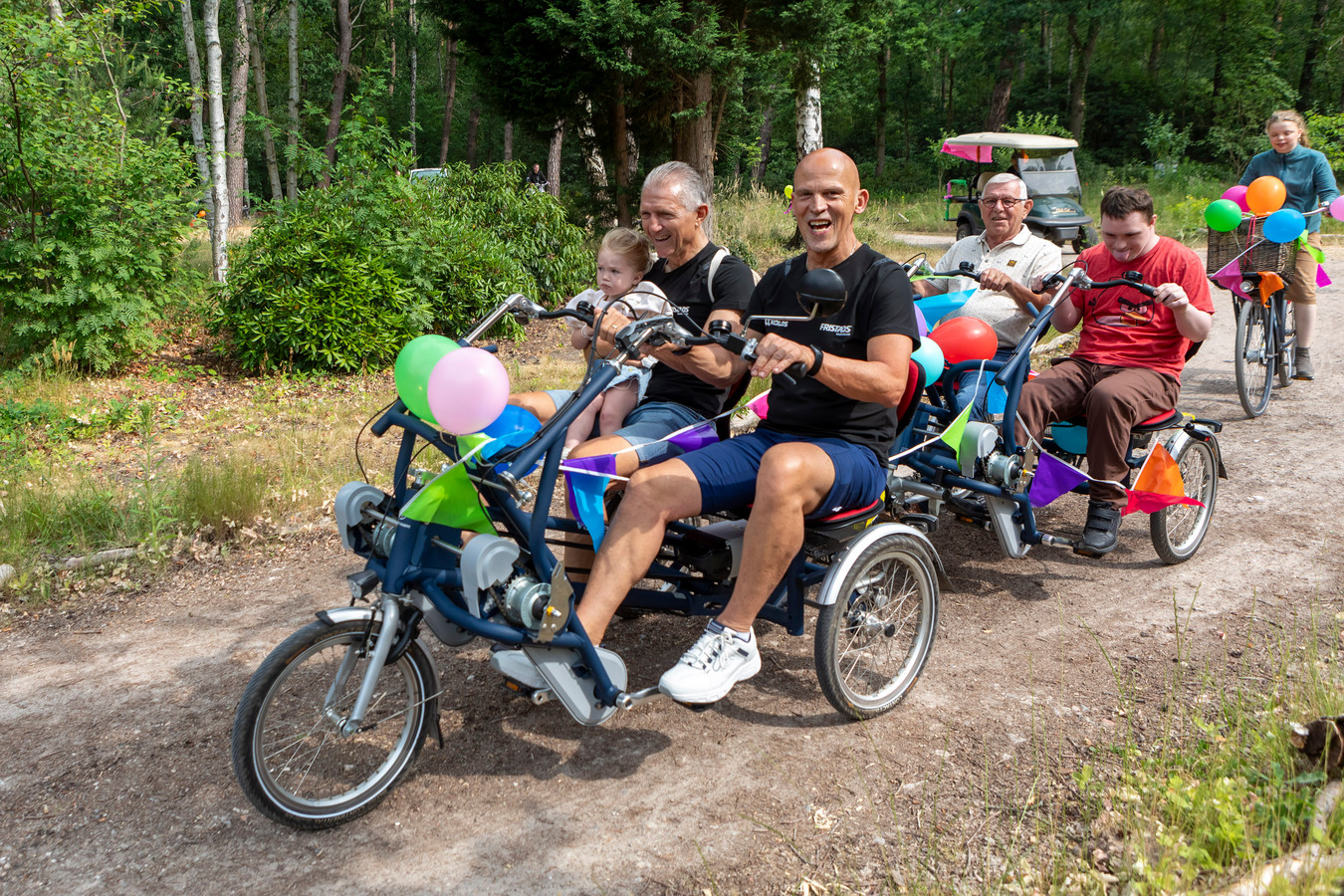 Tourkoorts bij Titurel na schenking elektrische duofiets: ‘Relaxed ...