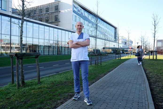 Verpleegkundige AZ Sint-Maarten vertrekt met B-Fast naar Turkije ...