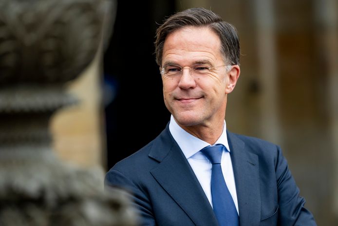 Mark Rutte doneert zijn 190 euro aan opmerkelijk goed doel: ‘Hier ben ...