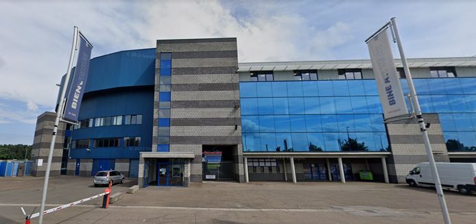 Racing Genk-supporter krijgt hartaanval in stadion | Genk | hln.be