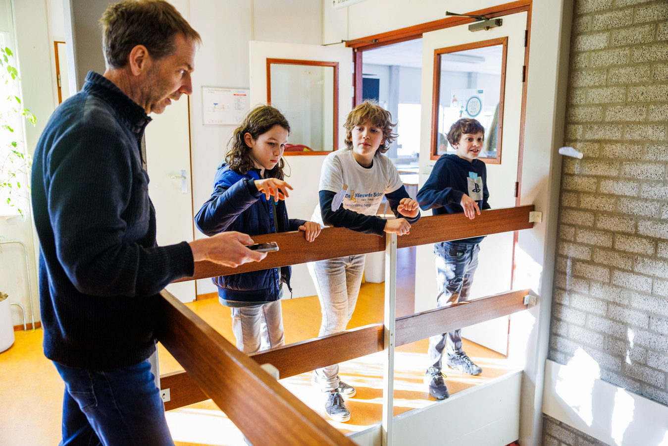 Minder aanmeldingen bij De Nieuwste School door tijdelijk gebouw is ...