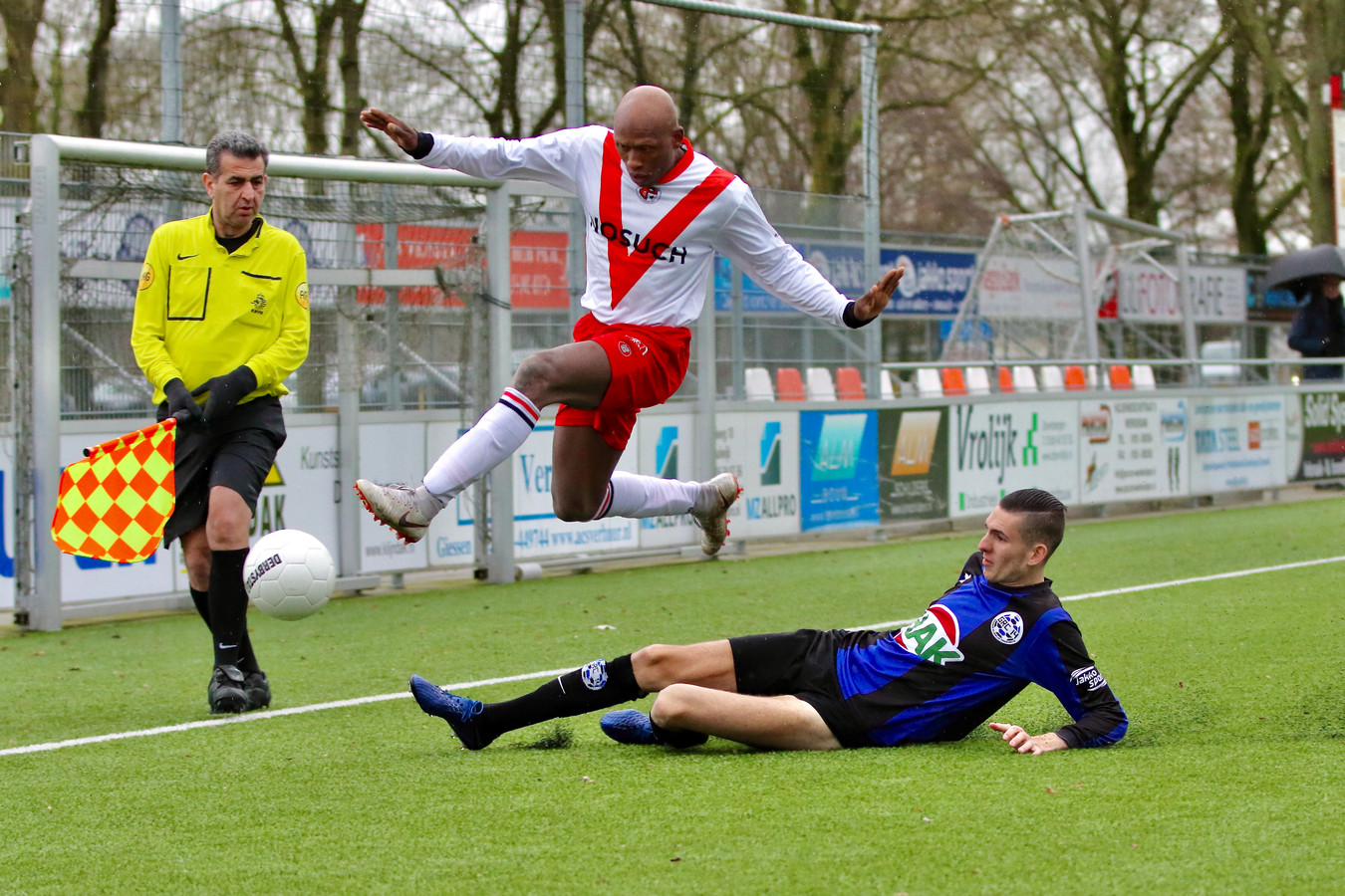 Dennis van Es met GRC 14 in degradatiestrijd: ‘Tegen Sleeuwijk leeft er ...