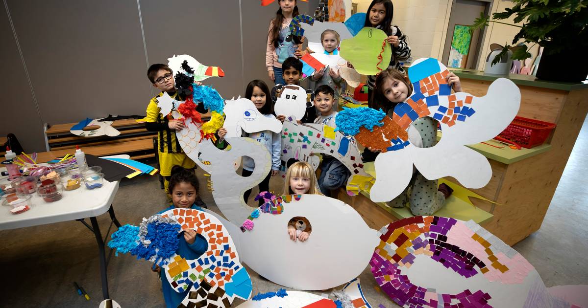 Eindhovense kinderen knutselen zelf outfit in elkaar voor Lampegatse ...