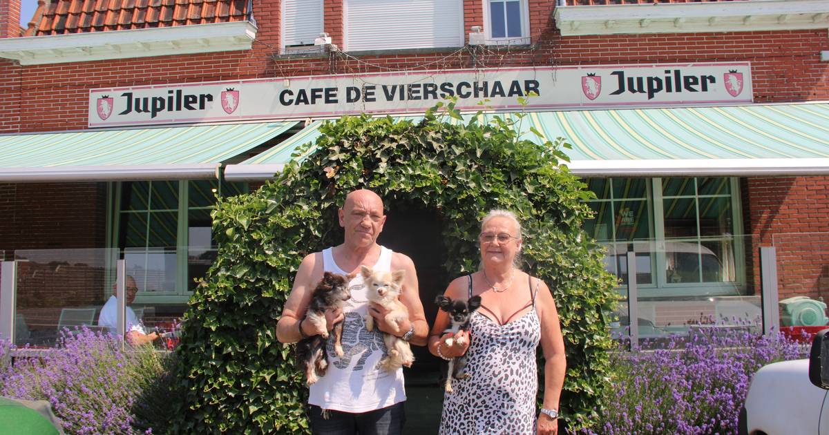 Na 85 jaar valt het doek over café De Vierschaar: “Sommige klanten zijn vrienden voor het leven ...
