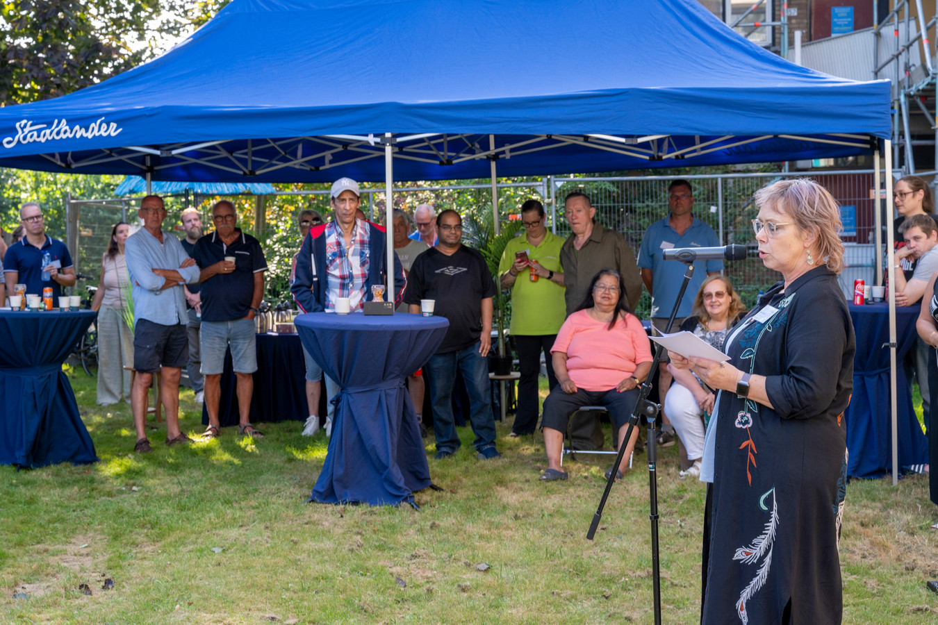 Bewoners vieren nieuwe start bewonerscomplex: ‘Karmelietenhof moet ...