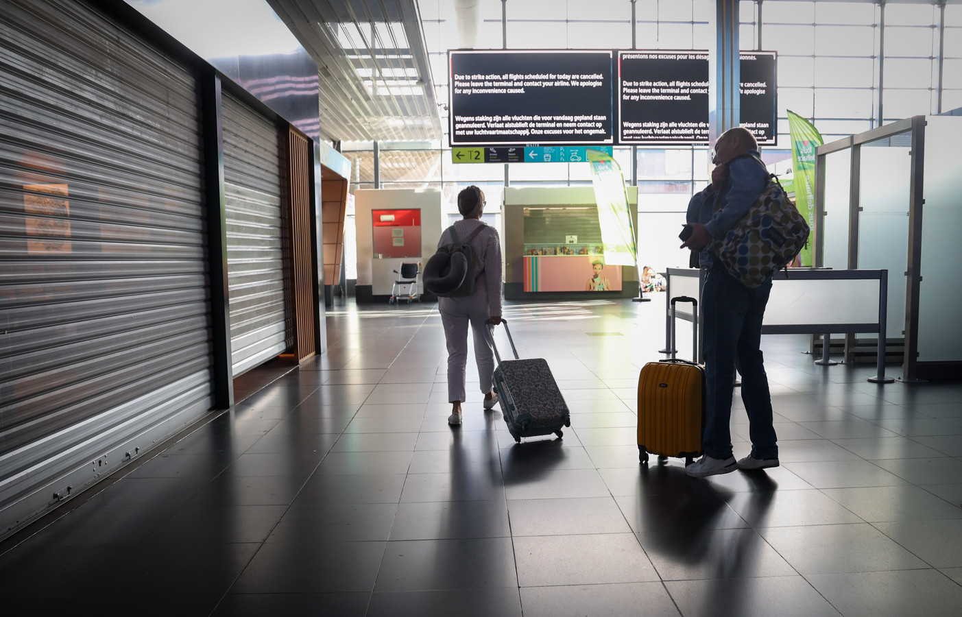 Alle vluchten op luchthaven Charleroi ook vandaag geannuleerd door ... Alle vluchten op luchthaven Charleroi ook vandaag geannuleerd door ...