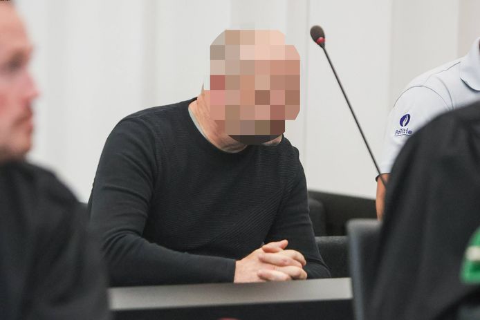 ASSISEN. Liefdesrivale van Sally is nog steeds samen met Vanhalst: “Ik ...