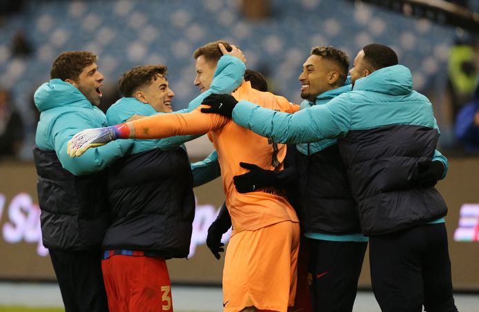 Ter Stegen imite Courtois, le Barça rejoint le Real en finale de la ...