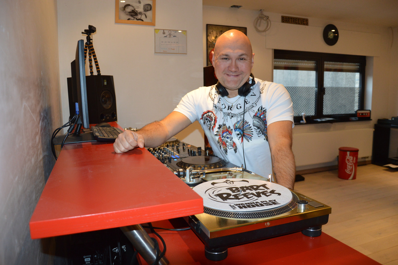 Discotheken op sterven na dood, maar dj Bart Reeves beleeft na 25 jaar ...