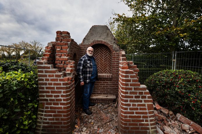 Kapel uit 1948 in Someren ingestort door storm Ciarán | Someren | ed.nl