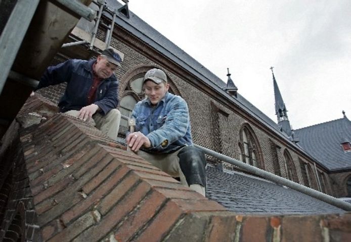 Mariakerk krijgt frisgewassen jas | Apeldoorn | destentor.nl