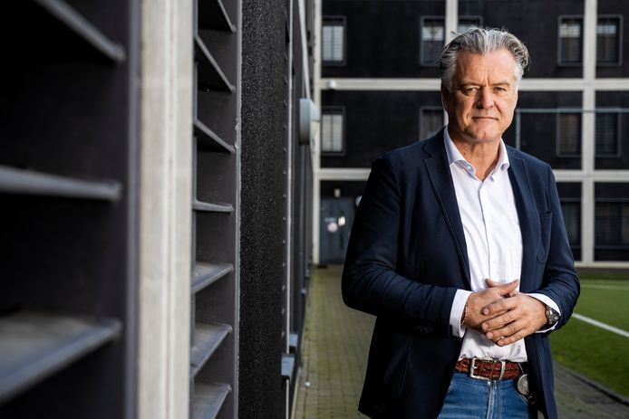 Zo denkt bajes-directeur Cees te voorkomen dat gevangenen telkens ...