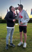 Cornhole verovert Geffen: ‘Dit spelletje kan iedereen, het is een echte campingsport’ | Foto | bd.nl