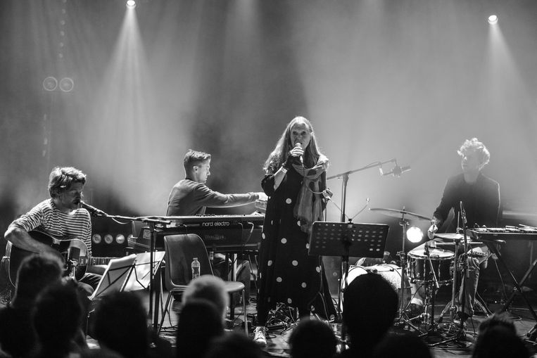 Madou in de Botanique: sterfgevallen tellen en murder ballads turven
