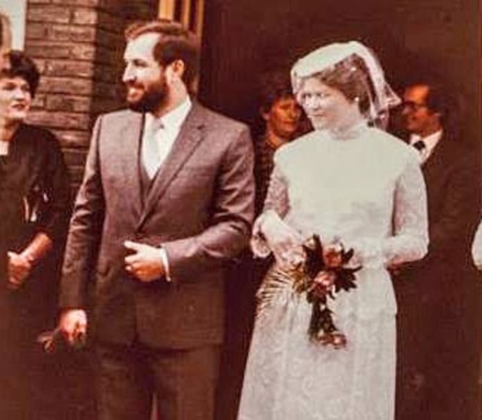 Maggie De Block is vandaag 37 jaar getrouwd: echtgenoot Luc post foto ...