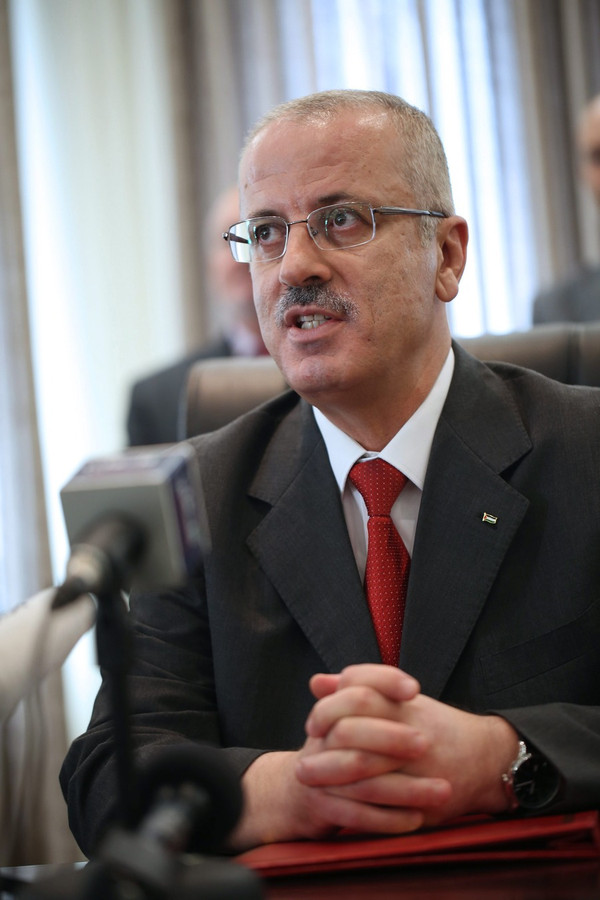 Le gouvernement palestinien de Rami Hamdallah officiellement réinvesti ...