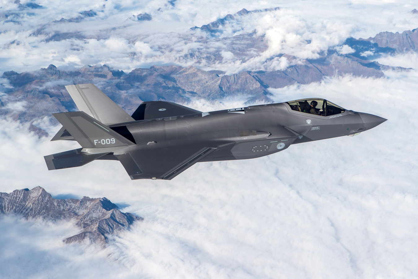 Als de bouwminister over een paar weken naar de Peel komt, kan ie zelf ...