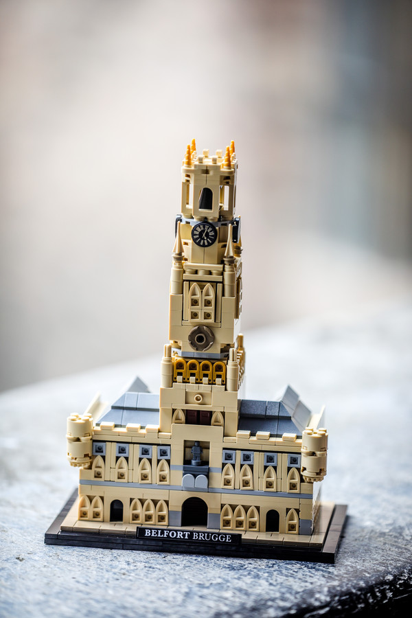 Zin om het Brugs Belfort met LEGO te bouwen? Collector’s item telt ...