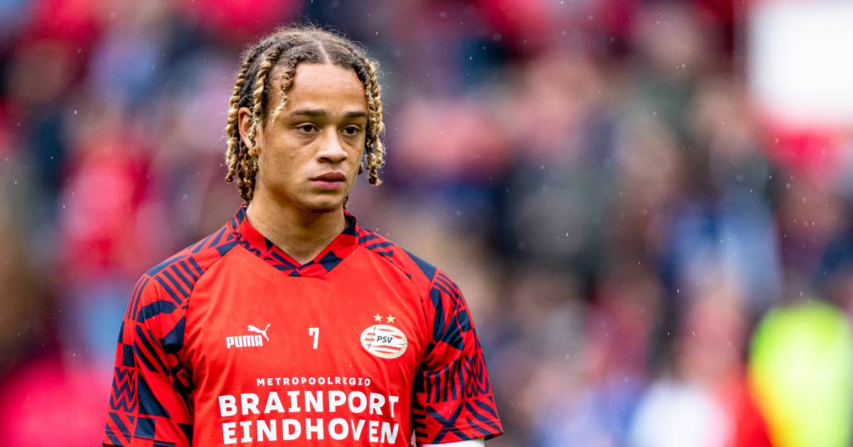 PSV denkt Xavi Simons na dit seizoen uit handen van PSG te kunnen ...