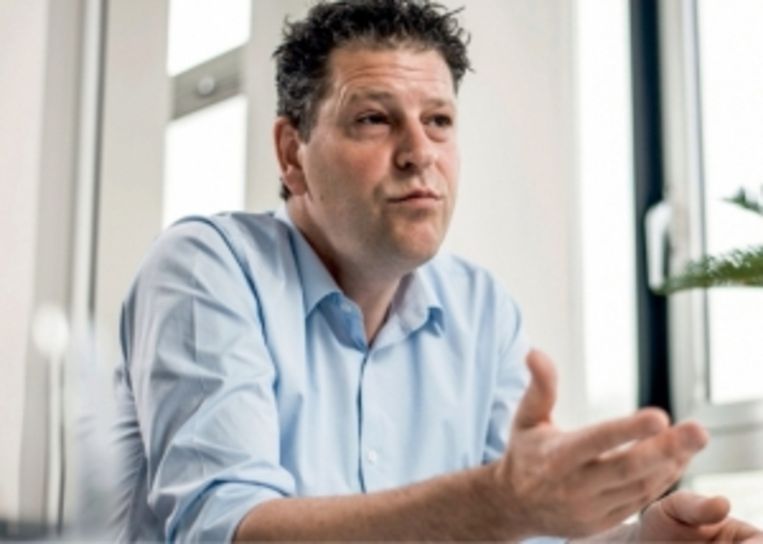 Tom Meeuws, voorzitter van de Antwerpse SP.A: 'De bazooka is ...