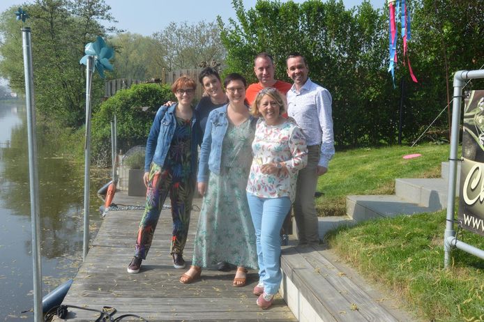 Nieuwe handelaars brengen sfeer aan Dender | Denderleeuw | hln.be