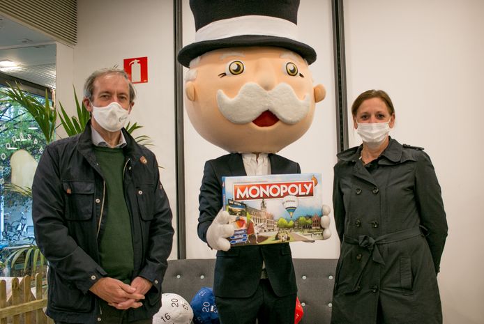 Laatste vakje op Sint-Niklase Monopoly-spelbord is voor Vredefeesten ... Laatste vakje op Sint-Niklase Monopoly-spelbord is voor Vredefeesten ...