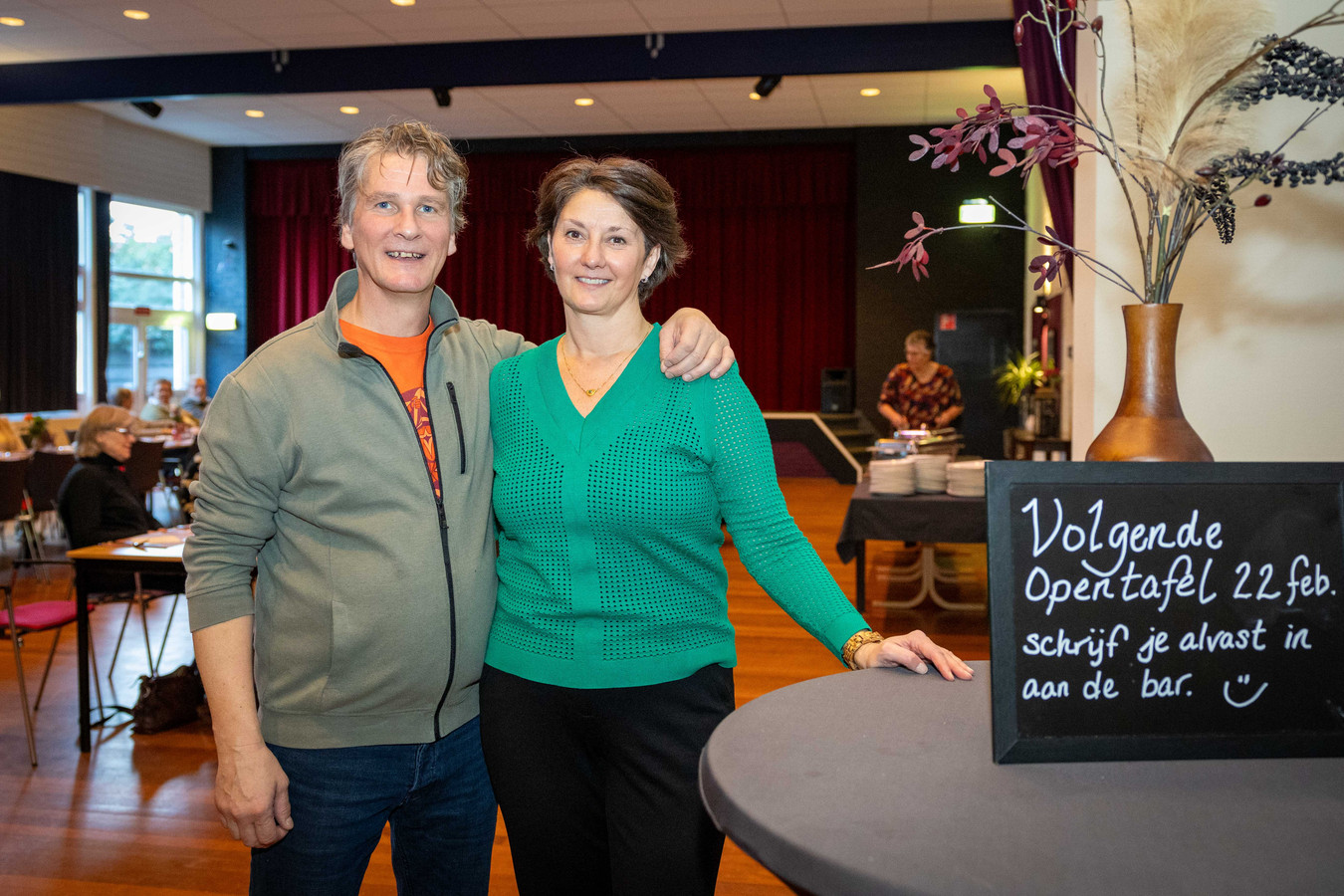 Noord-Beveland is ineens vier dorpshuisbeheerders rijker nu Karin de ...