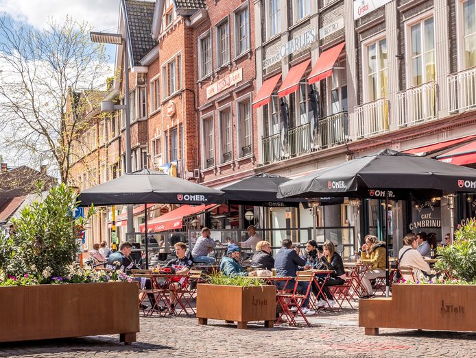 Knip wordt vanaf 26 mei permanent, handelaars reageren verdeeld: “In de ...