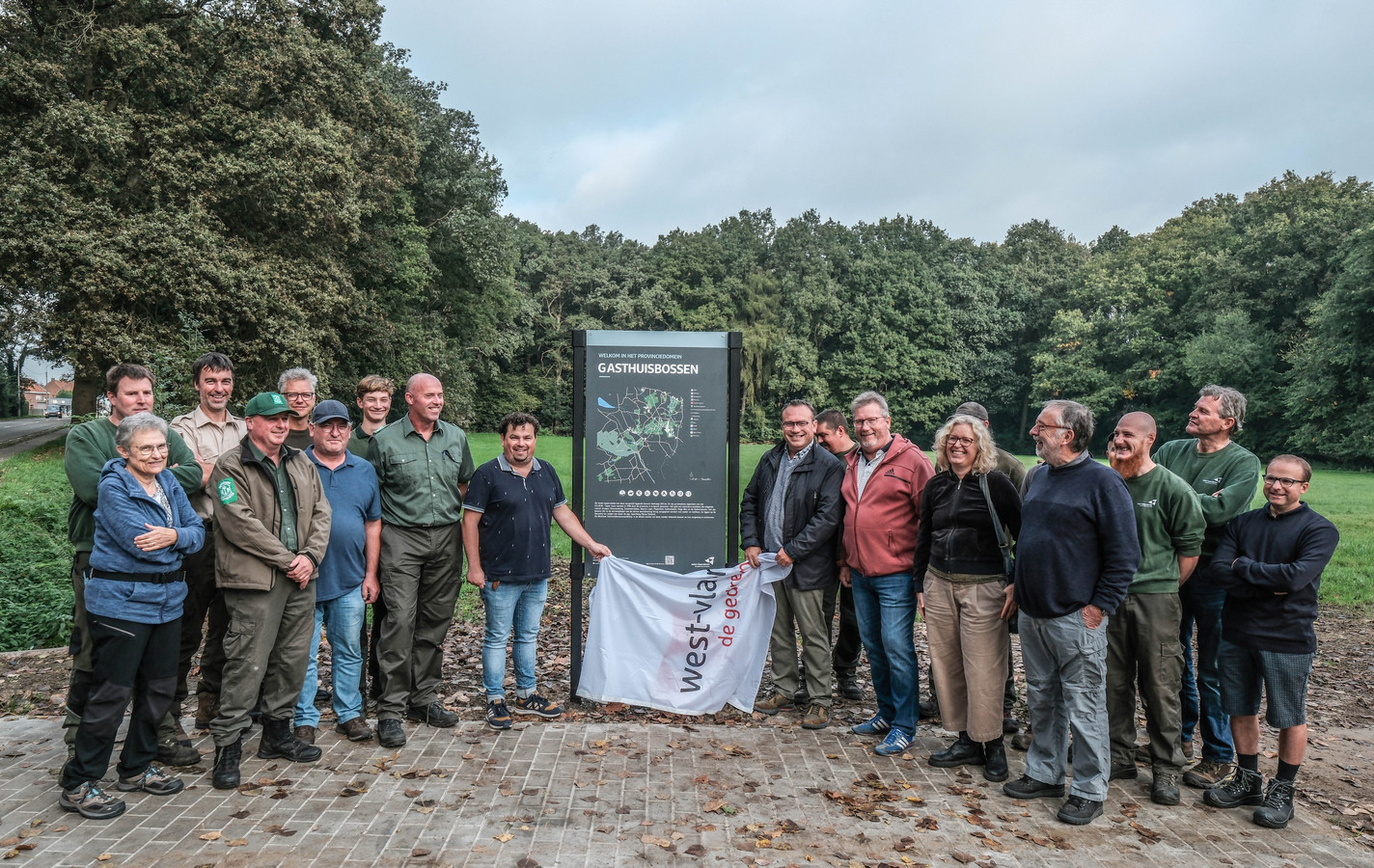 Nieuw wandelpad van anderhalve kilometer aan Zwarte Leen | Foto | hln.be