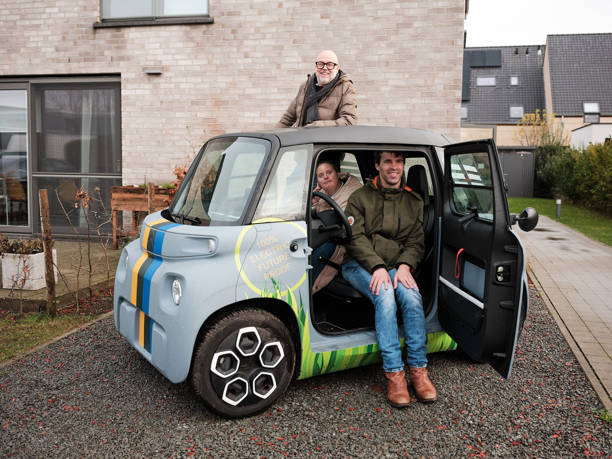 Deze Vlamingen zijn fier op hun brommobiel: “Ik heb ook een SUV, maar ...