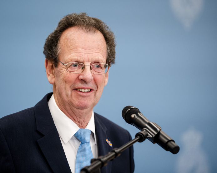 Fiod doorzoekt woning van PVV-senator Van Strien na aangifte ...