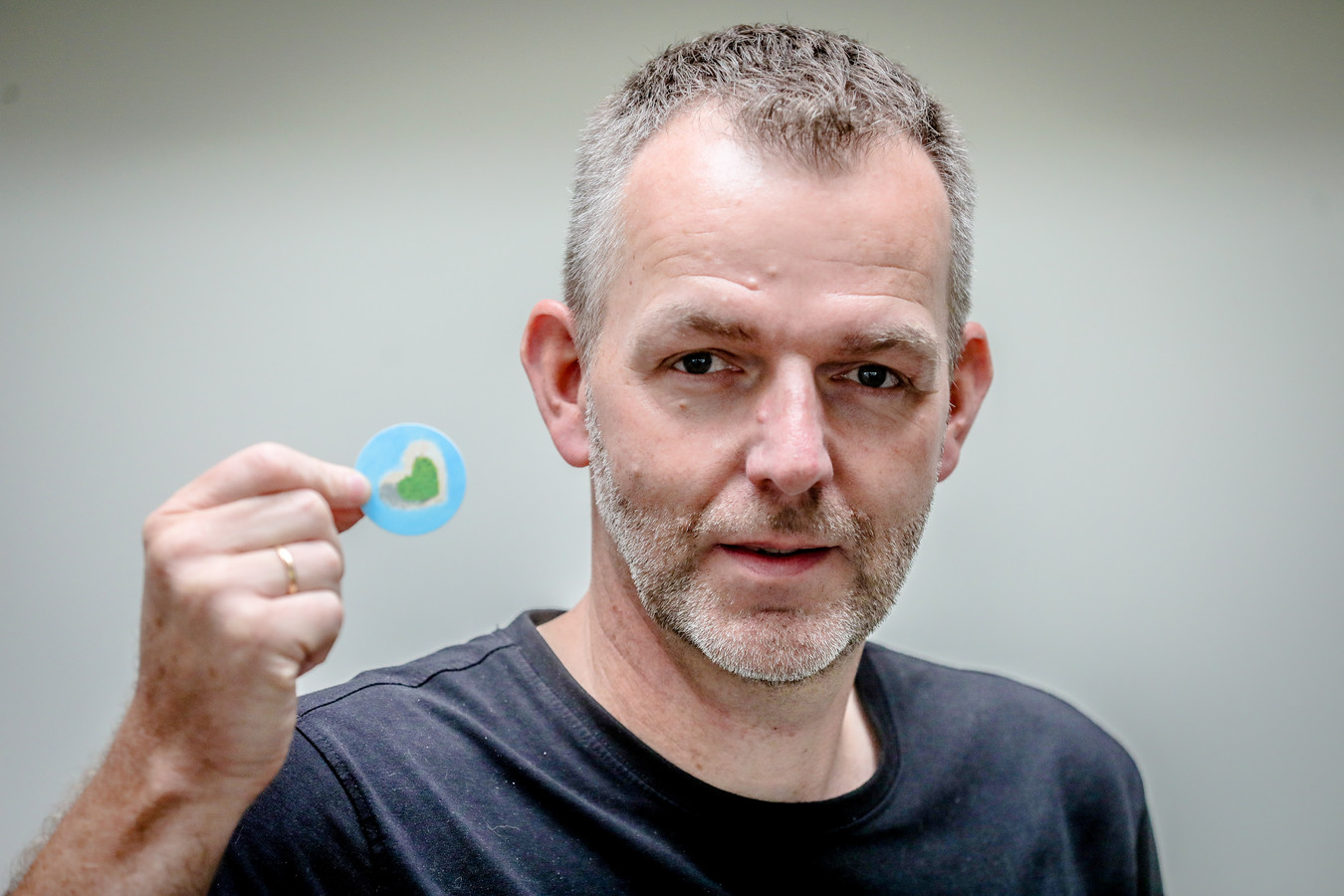 Wim (51) houdt de droom van zijn overleden echtgenote Anja (50) in ...