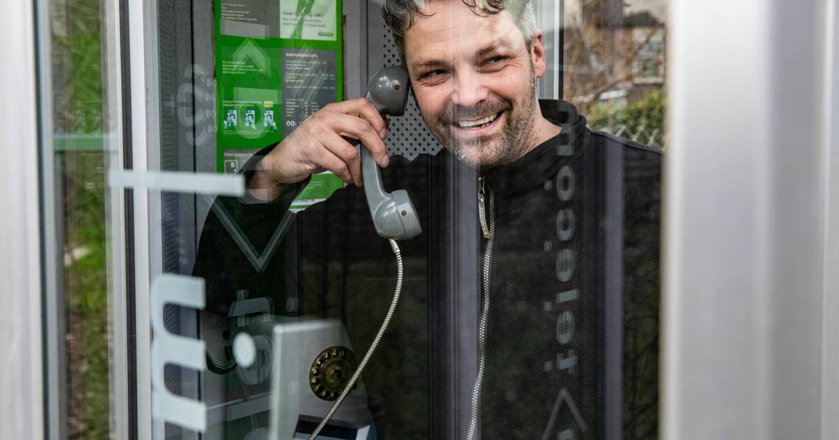 Telefooncel kopen? Arie is je man: ‘Gebruik ’m desnoods als douche ...