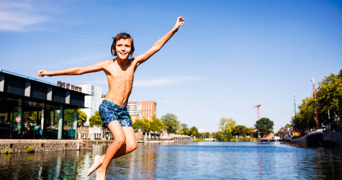 Waterrat Hidde (10) haalde al bijna 1800 euro op voor Swim to Fight ...