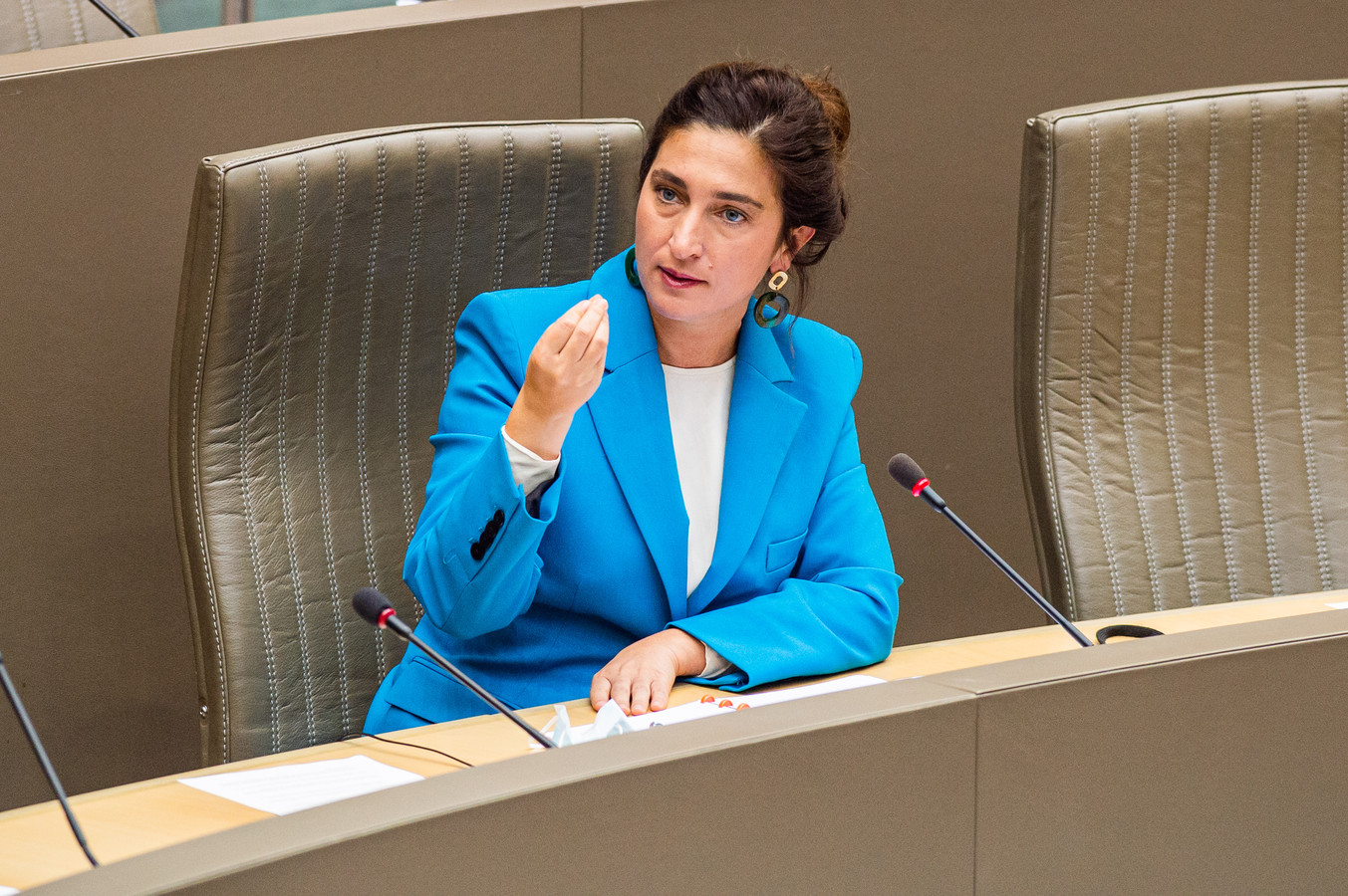 Zuhal Demir ne part pas pour Glasgow, son chef de cabinet positif au ...