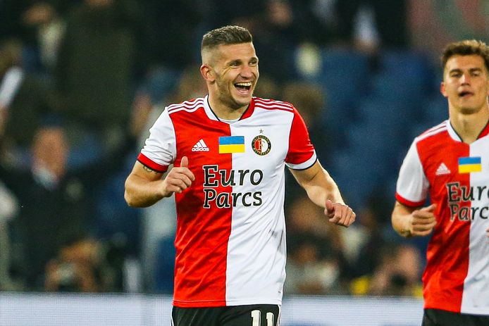 Bryan Linssen blinkt uit in benefietduel voor Oekraïne tussen Feyenoord ...