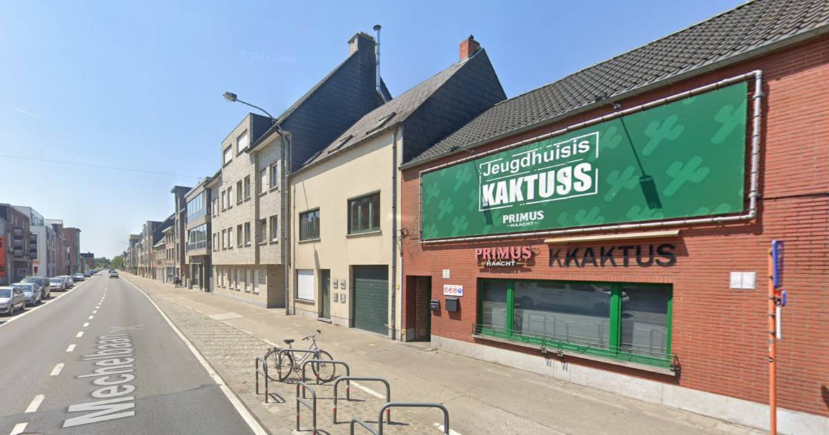 Man deelt klappen uit in jeugdhuis Kaktus: “Hij duwde mijn pint omver ...