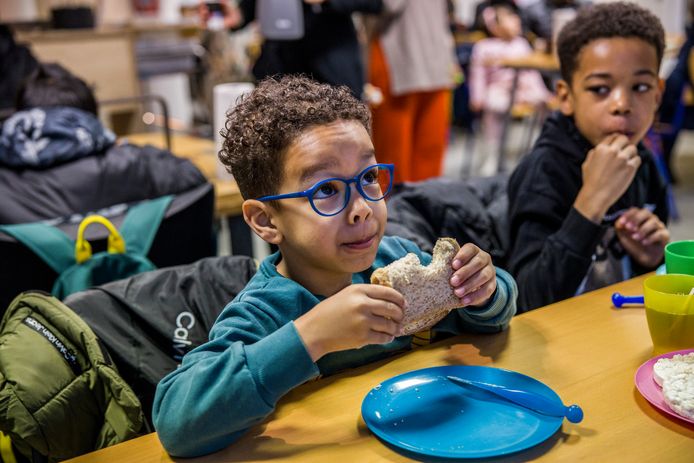 Deze basisschool omarmt het schoolontbijt: ‘Iedereen in de wijk heeft ...