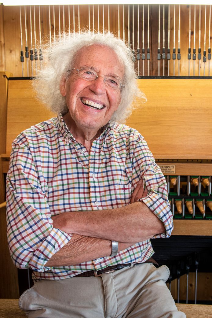 Michel Gottmer stopt na 55 jaar als beiaardier in Etten-Leur | Etten ...