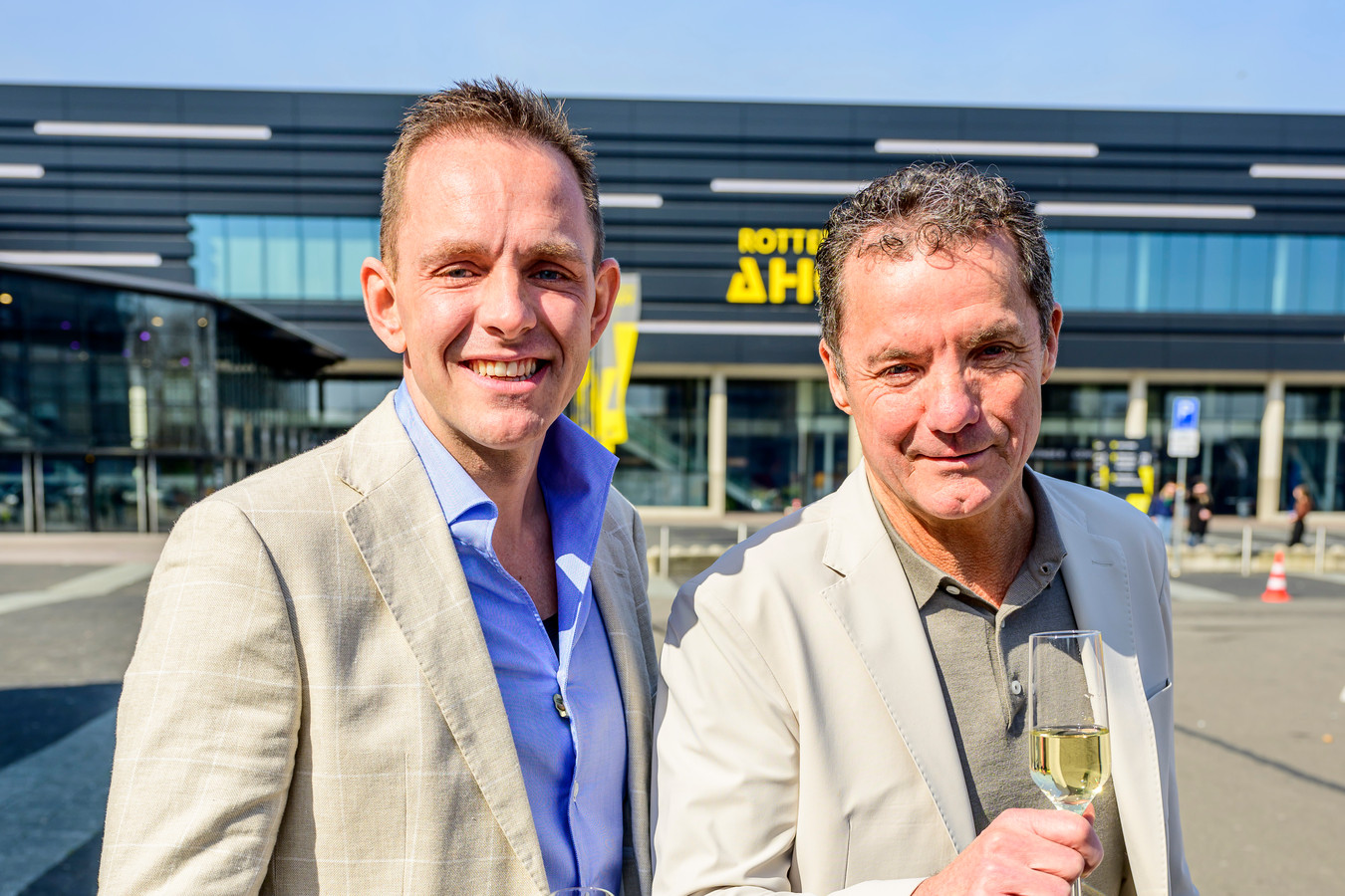 Zingen kan ze niet, toch gaat Caroline van der Plas optreden in Ahoy ...