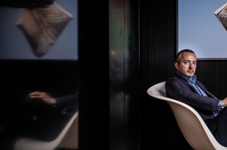 Robin Chadha: ‘Mijn vader zei: Zorg maar dat je een vriendin krijgt met ...