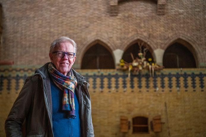 De last van een leegstaande kerk in Geldrop | Kerstbijlage: De kerk is ...