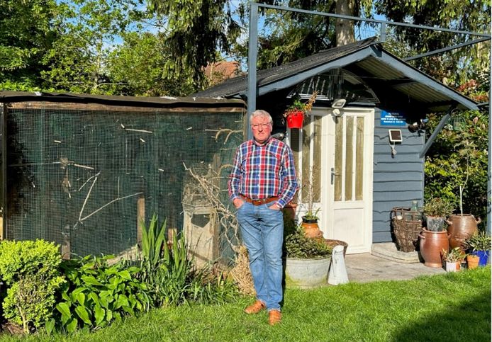 “Al onze goede zangvogels zijn verdwenen”: dieven roven volière van ...